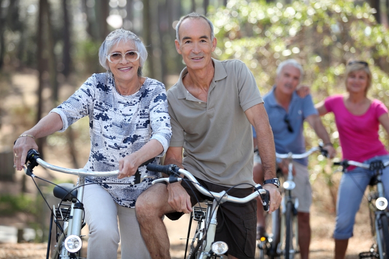 Active Adult Communities 55+: Learn about the Pros and Cons