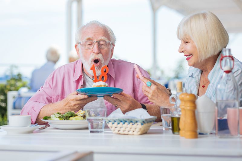 A Positive Aging Mindset May Slow or Even Reverse Aging Process